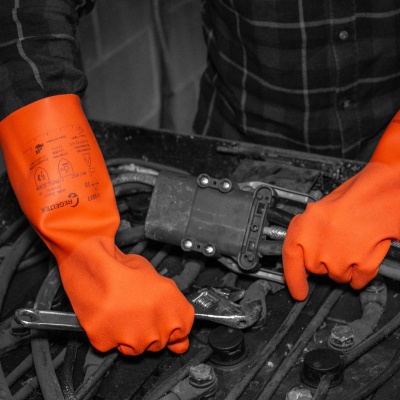 Polyco Touch-E Mechanics and Electricians Gloves
